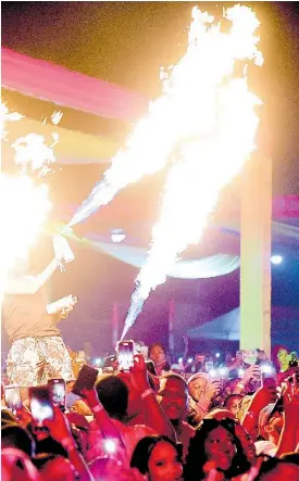 Sandz X set for Plantation Cove - PressReader