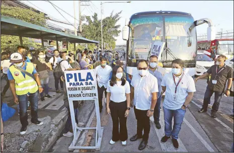 MMDA launches ‘libreng sakay’ - PressReader