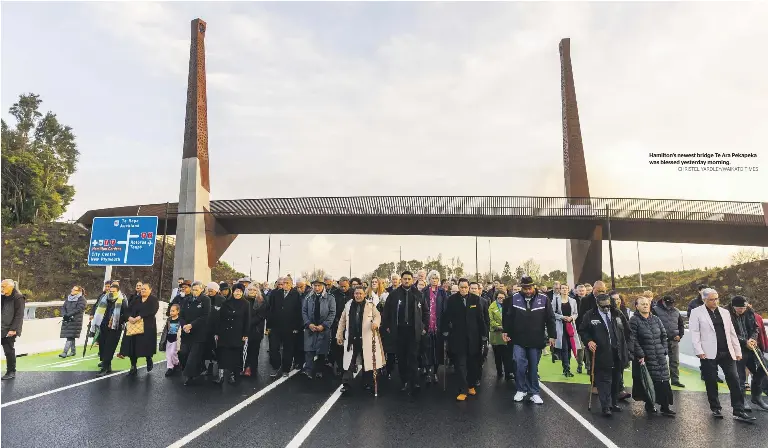 Tears flow for Kiingi Tuheitia as new bridge unveiled - PressReader
