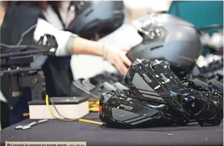 Prevelika čelada je kot prevelik čevelj - PressReader