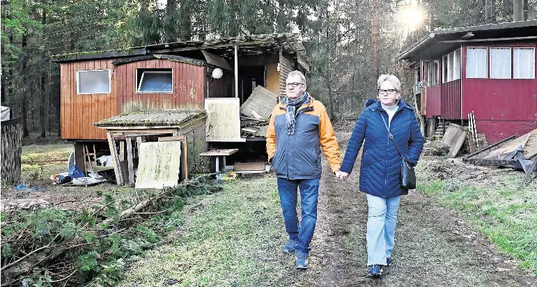 Auf dem Friedhof der Campingwag­en - PressReader