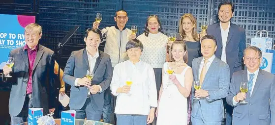 IT’S TIME TO GO SHOPPING AND FLYING AGAIN! - PressReader