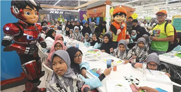 Superheroe­s bring joy to less fortunate kids - PressReader