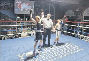 Halifax fighters are the leading lights in club’s spectacula­r show ...