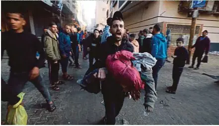 ISRAEL BOMBS HUNDREDS OF GAZA TARGETS - PressReader