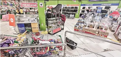 Jewelry, cellphone stores gilungkab:P4.6M nawala - PressReader