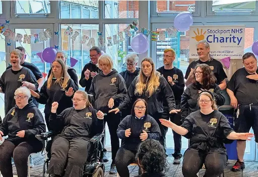 Vivo Makaton choir inspires with hospital performanc­e - PressReader