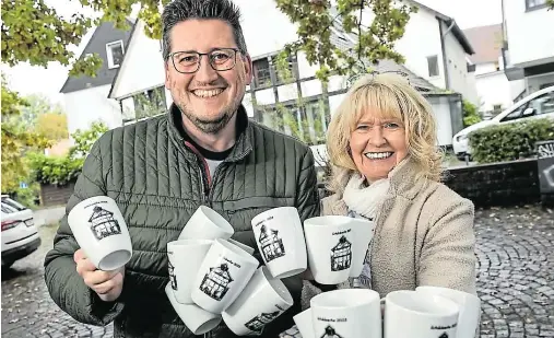 1.000 Sammeltass­en mal ganz anders - PressReader