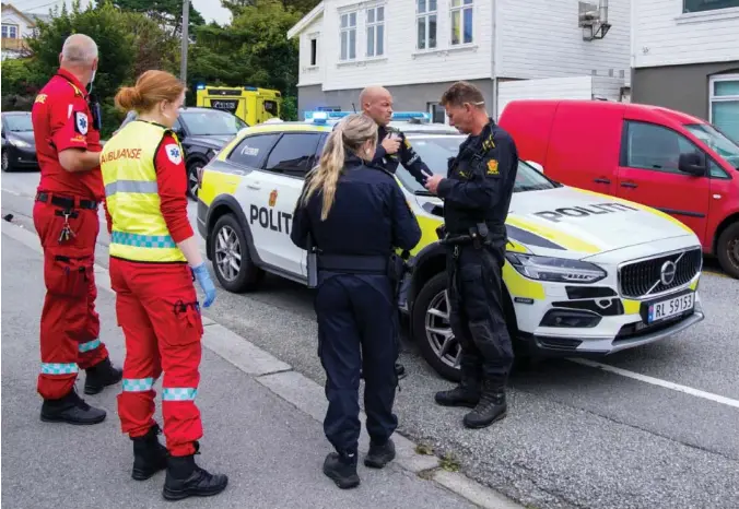 TRUET TIL SEG BIL MED GASSPISTOL Flere skadet da mann gikk amok i Haugesund - PressReader