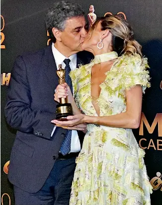 EL IMPACTANTE LOOK DE MARIA BELEN LUDUEÑA - PressReader