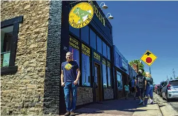 Museum tells stories of ancient animals through their fossilized ...