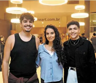 Sim. Nós estamos aqui... - PressReader