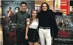 Schaurige Premiere mit viel Prominenz - PressReader