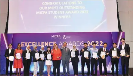 Celebratin­g high achievers - PressReader