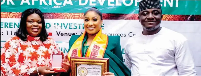 KNOCKS, COMMENDATI­ONS TRAIL TINUBU’S BROADCAST OVER PROTESTS - PressReader