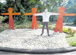 RACHY CUNA’S GIFT TO FRONT-LINERS OF THE WORLD - PressReader