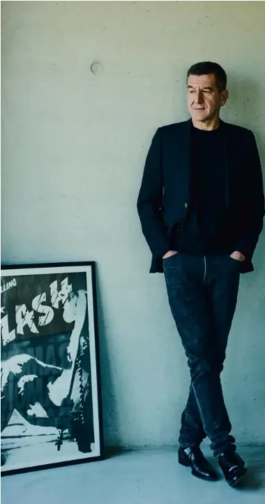 MATTHIEU PIGASSE «Je veux mettre les médias que je contrôle dans le ...