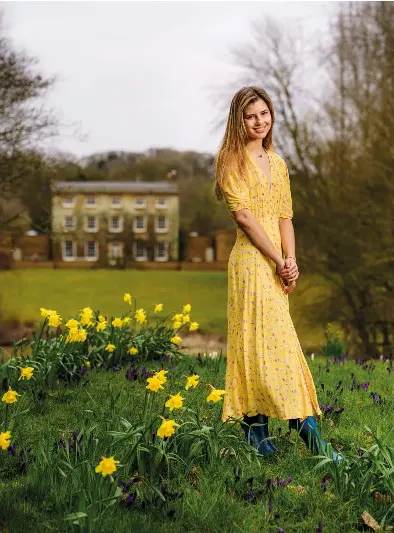 Miss Lottie Cecil - PressReader