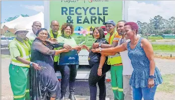 Injabulo kwethulwa inqola yokuthutha imfucuza - PressReader