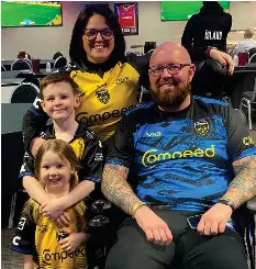 ‘Inspiratio­nal’ dad with MND to deliver ball for big match - PressReader