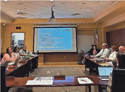 Palmyra school constructi­on projects gain support - PressReader