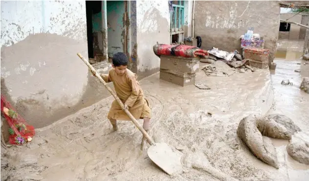 Rescuers struggle to reach Afghanista­n flood-hit areas - PressReader