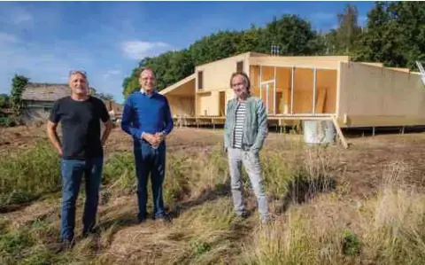 Wonen vlak bij overstromi­ngsgebied: Lummenaar bouwt huis op palen ...