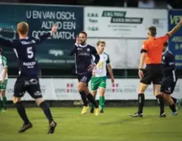 Kruisraket van Martin-Suarez beslist derby - PressReader