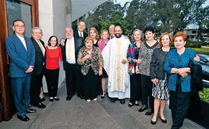 Celebran Bodas de Oro - PressReader