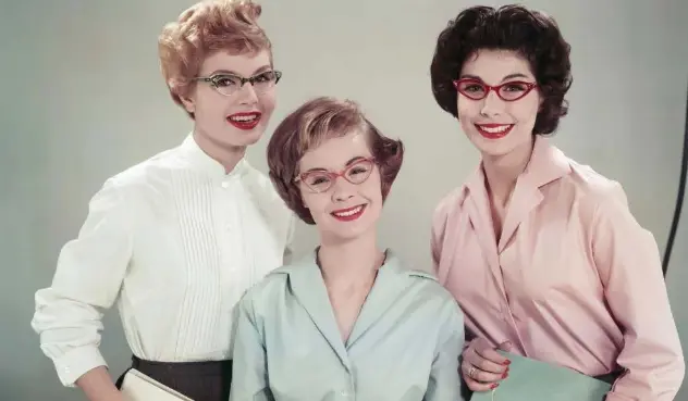 The ‘office siren’ is over: why gen Z are succumbing to dull workwear - PressReader