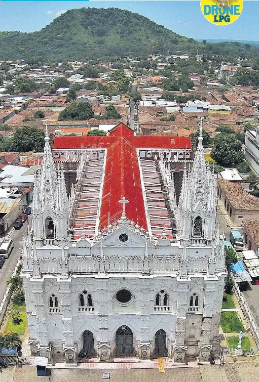 La catedral de Santa Ana - PressReader