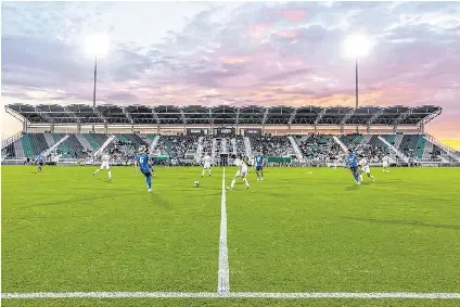 Henry Clay and Dunbar relish chance to play at LSC Stadium - PressReader