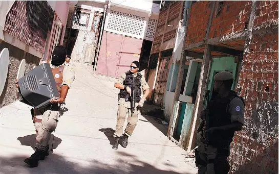 Pmsai de casa após protesto - PressReader