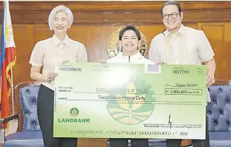 Senators, Manila honor ‘Golden Boy’ - PressReader