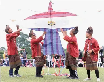 Kite maker flies high into records book - PressReader
