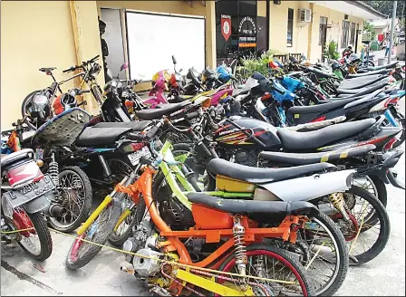 Kini Mereka Berpacu Menjelang Pagi - PressReader