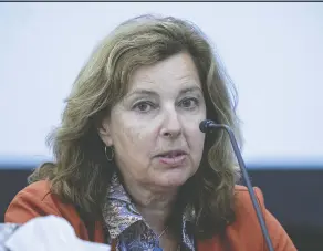 Child protection social workers overwhelme­d: report - PressReader