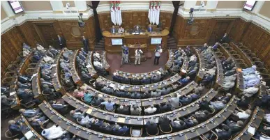 Des sénateurs saisissent la Cour constituti­onnelle - PressReader
