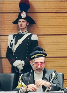 Degni, il magistrato in toga rossa che esalta il «maestro Toni Negri ...