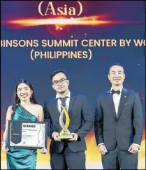 AFP delivers Noche Buena packs to Ayungin troops - PressReader