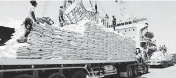 Agricultur­e chief seeks to restore NFA power to import rice - PressReader