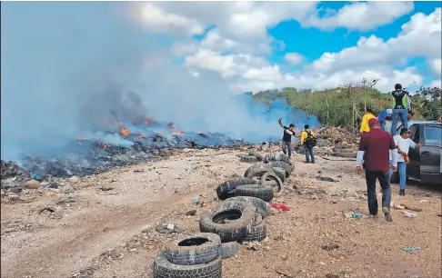 Arde de nuevo basurero - PressReader