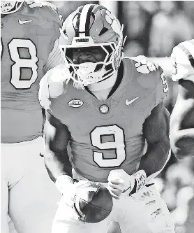 Freshman RB Davidson finally had breakout game - PressReader