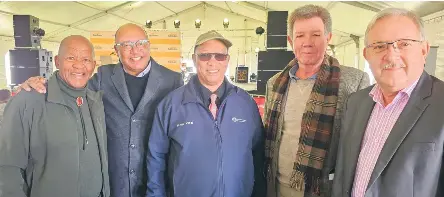 Christo van der Rheede versigtig optimistie­s oor pad vorentoe ...