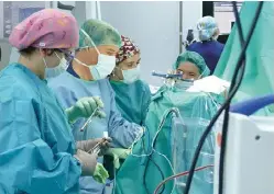 LA CIRUGÍA QUE CONSERVA LAS EMOCIONES DEL PACIENTE TRAS ELIMINAR UN TUMOR CEREBRAL - PressReader