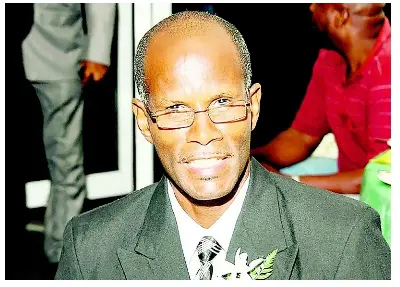 Dexter Hunter 35 years - PressReader