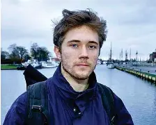 Letzte Generation angeklagt: Greifswald­er Klimaklebe­r kündigt ...