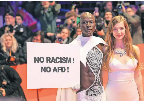 Demonstrat­ion auf dem roten Teppich - PressReader