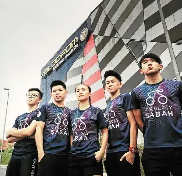 Pedalling their way to gold medal - PressReader