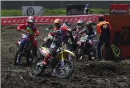 Pilotos locales se preparan para el Nacional de Motocross - PressReader